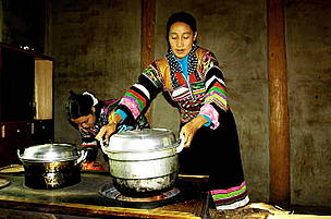 The Baima People - a tourist attraction? | WWF