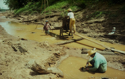 Threats and promise: A new reserve in Peru's Amazon | WWF