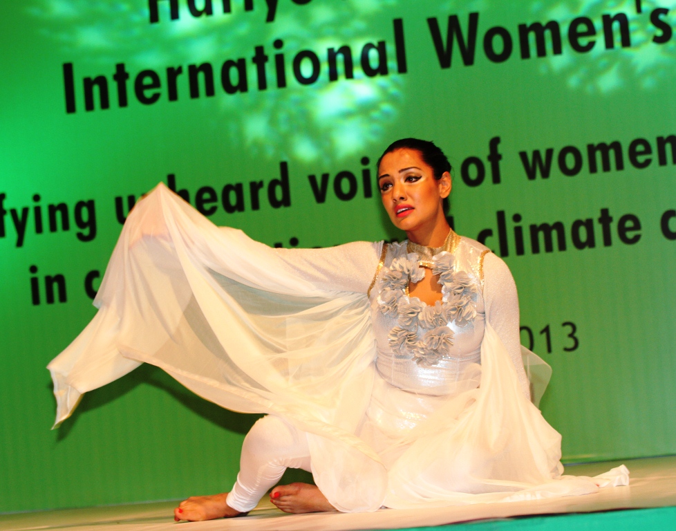Amplifying the voices of women leaders in conservation and climate ...