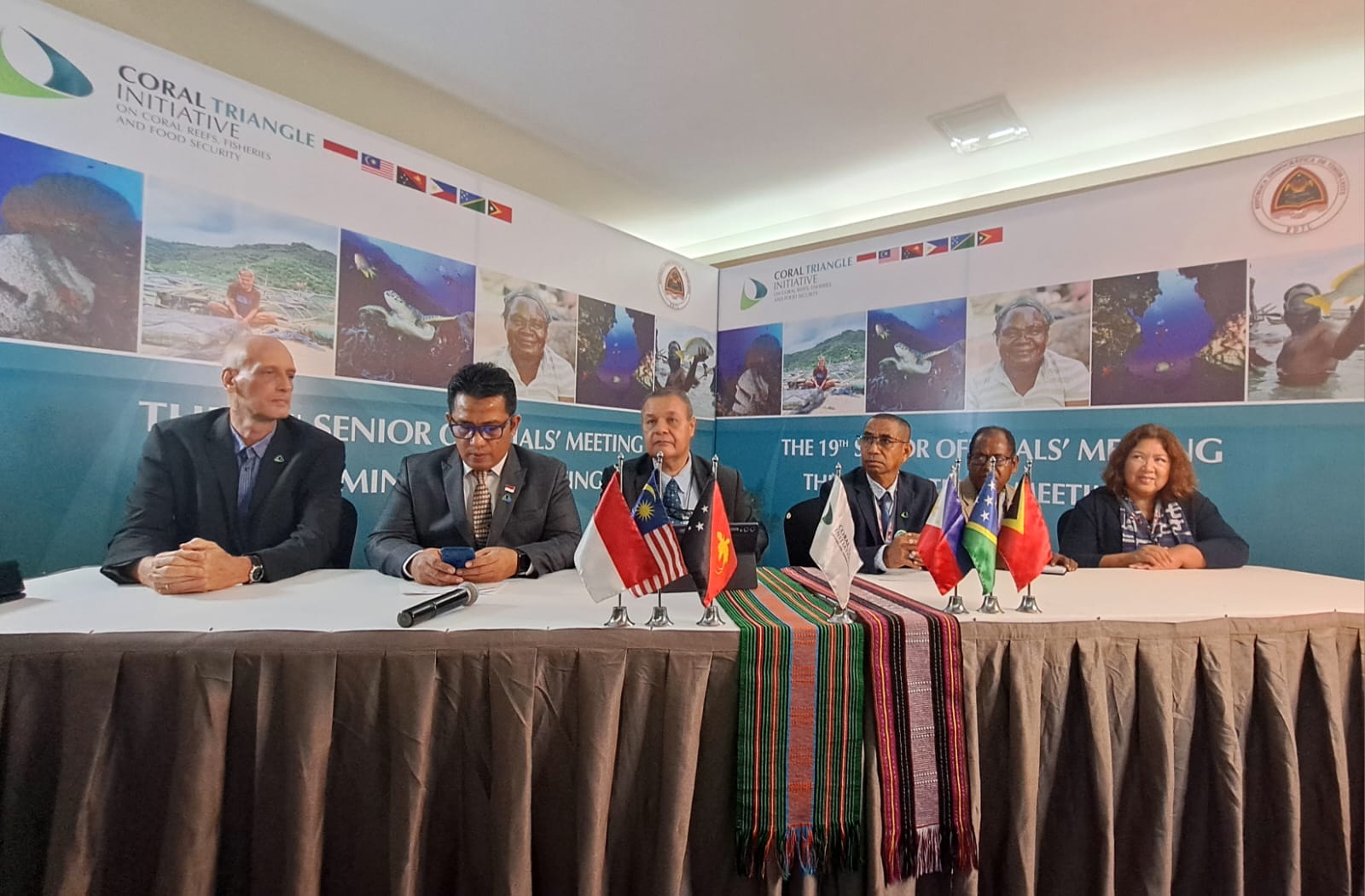 WWF signs MOU with Coral Triangle Initiative for Coral Reefs, Fisheries ...