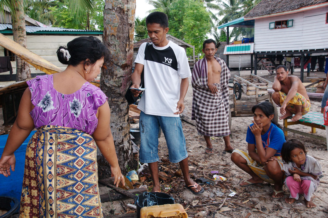 Climate Witness: Pak Azhar, Indonesia | WWF
