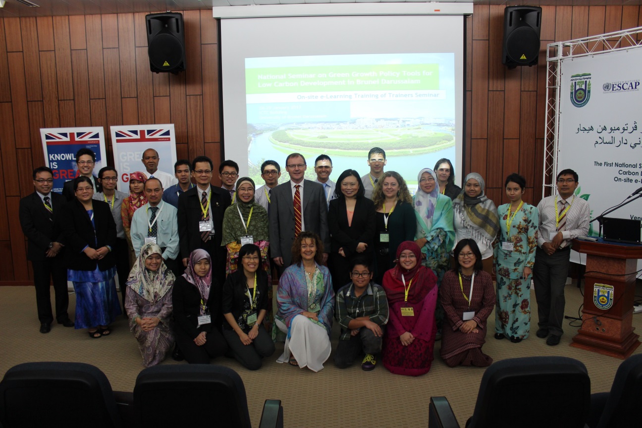 Seminar nurtures Bruneians as advocates for 'green growth' in the HoB | WWF