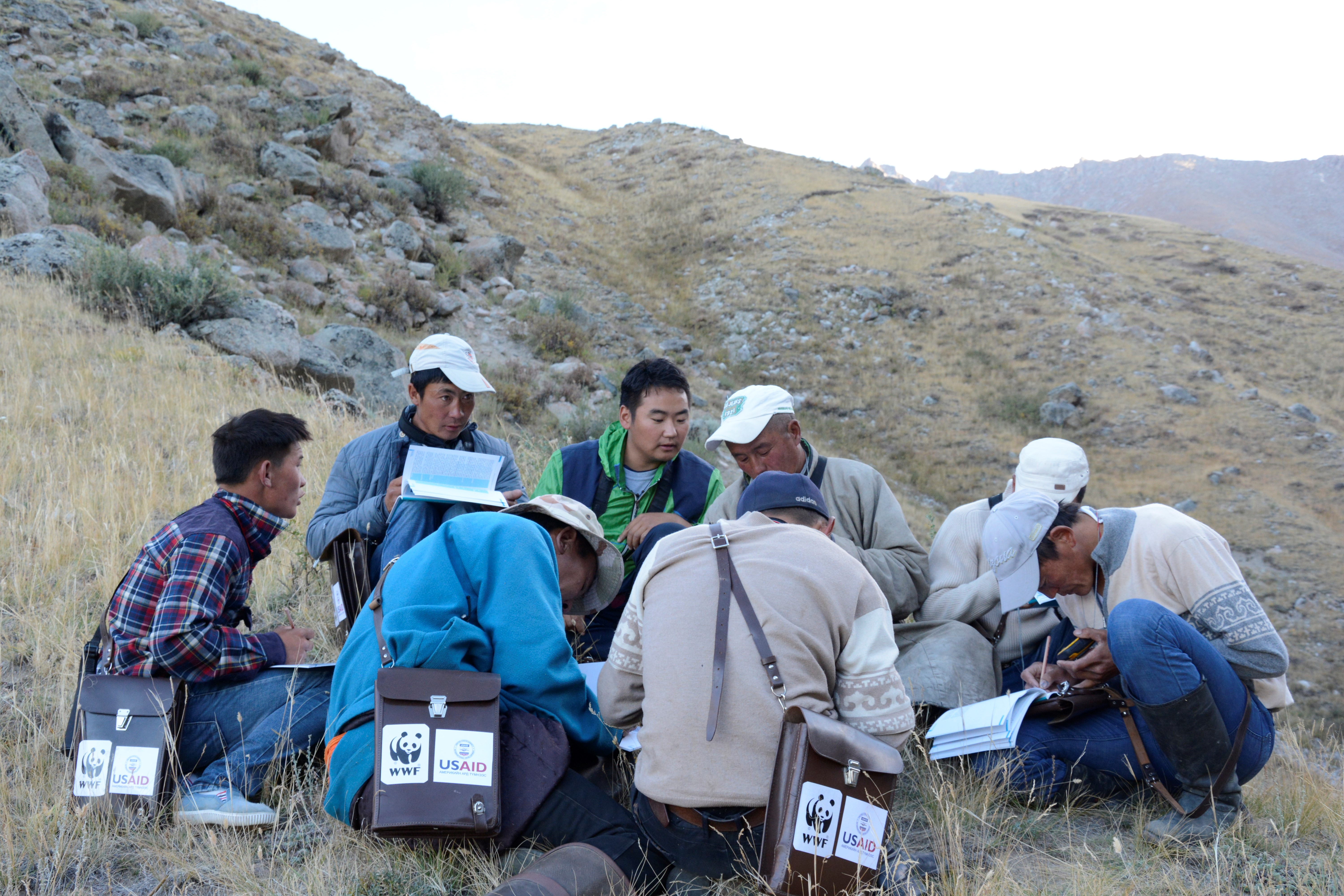 Training for volunteer rangers | WWF