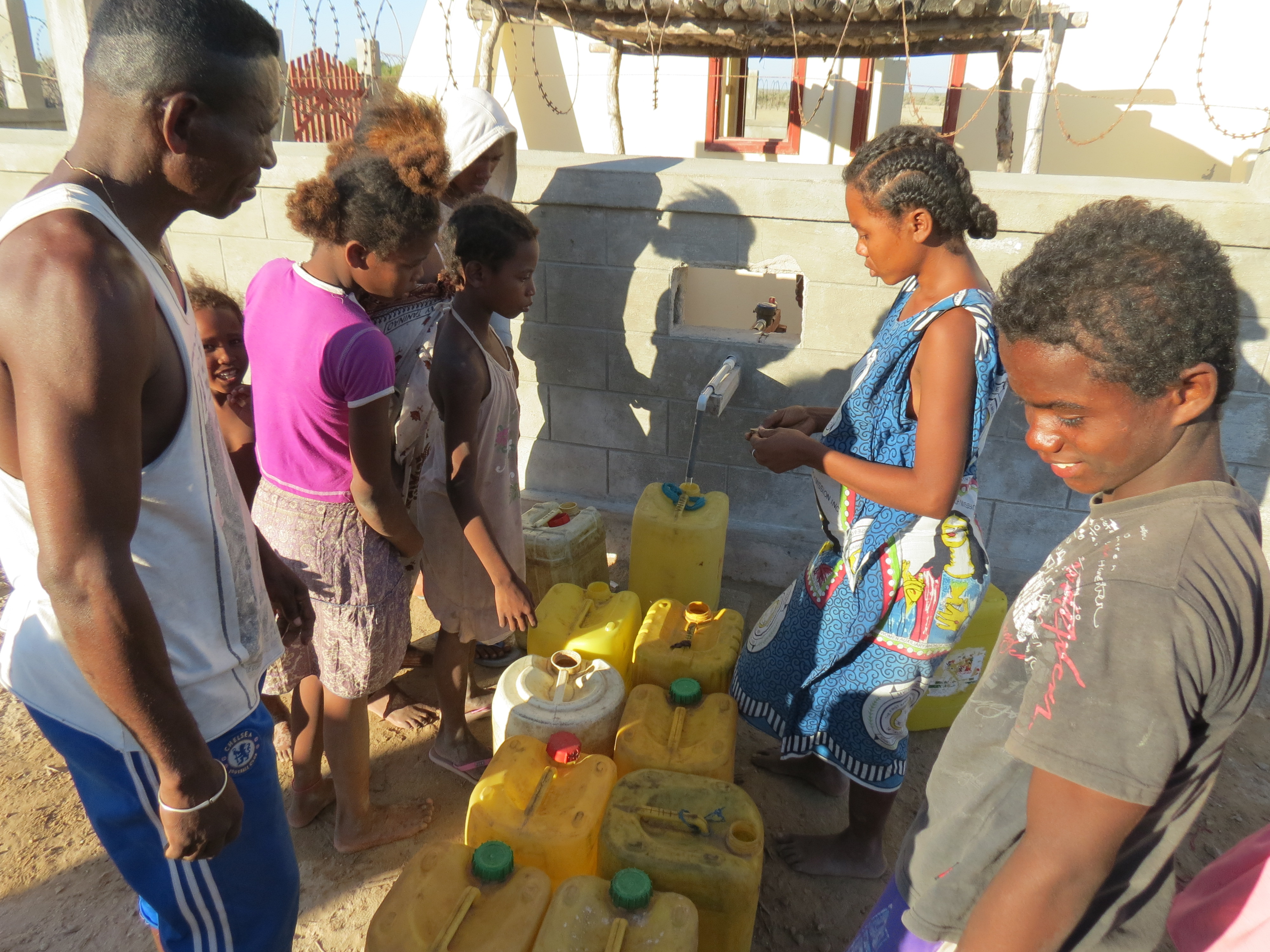 In Beheloke, the trials and rewards of providing clean water | WWF