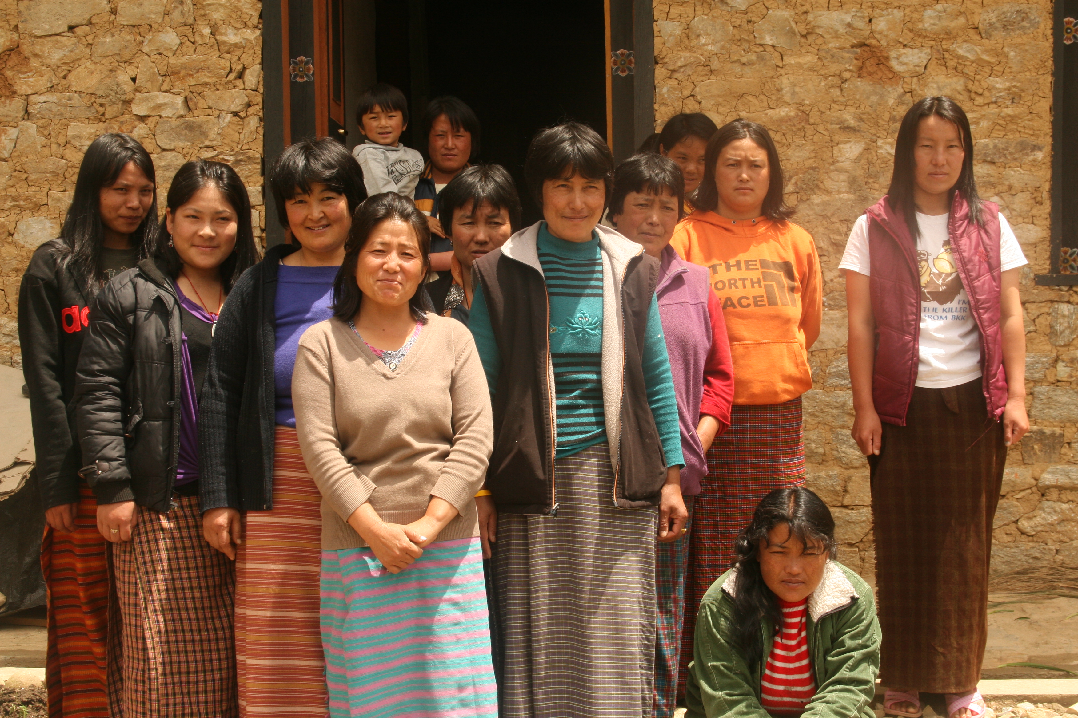 Weaving Center Created to Empower Women | WWF