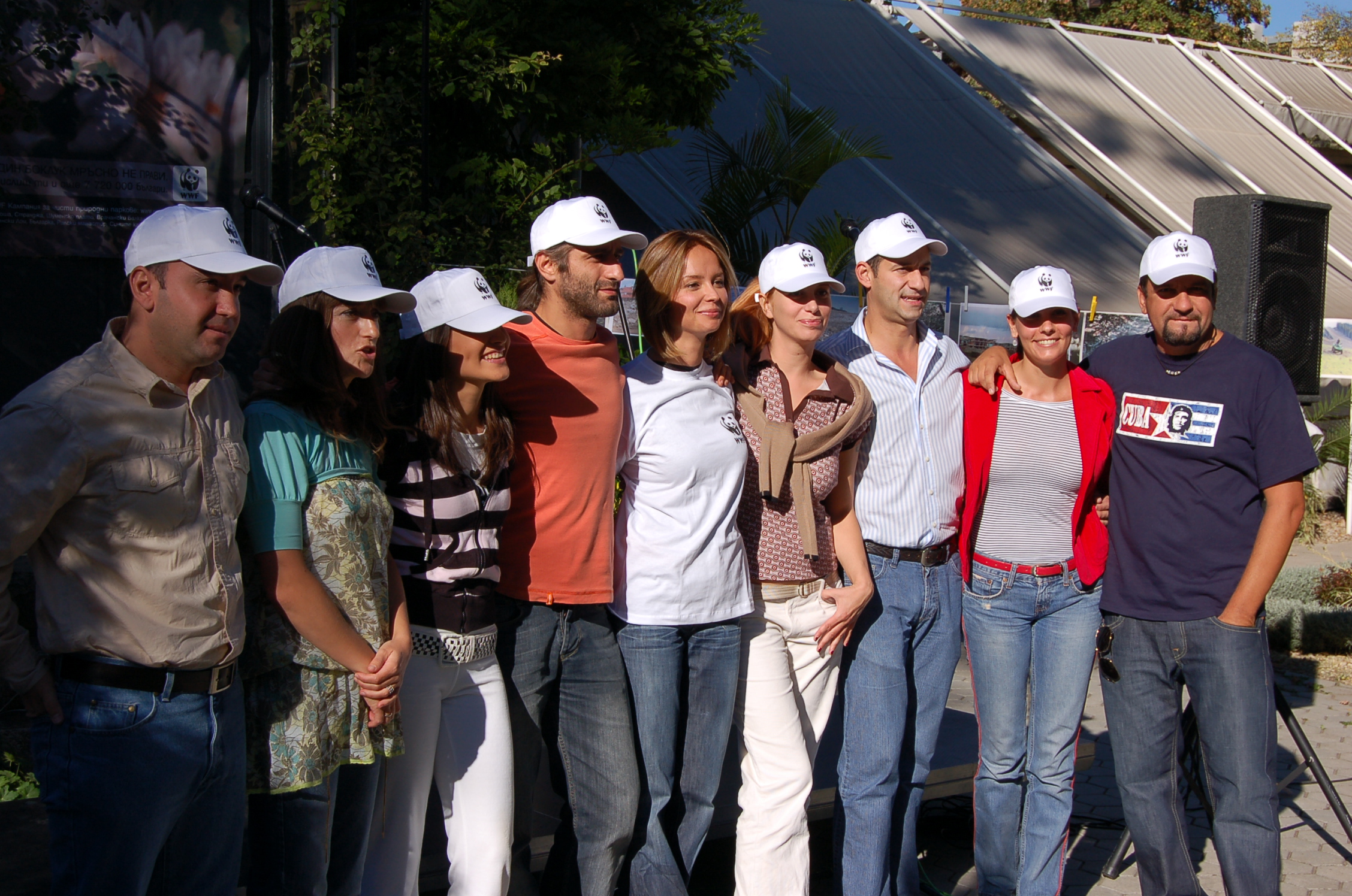 Bulgarian Celebrities Pitch In To Clean Up Countrys Nature Parks Wwf